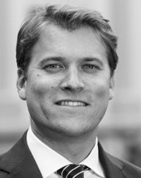 Dr. Arnd Halbach (Autor)